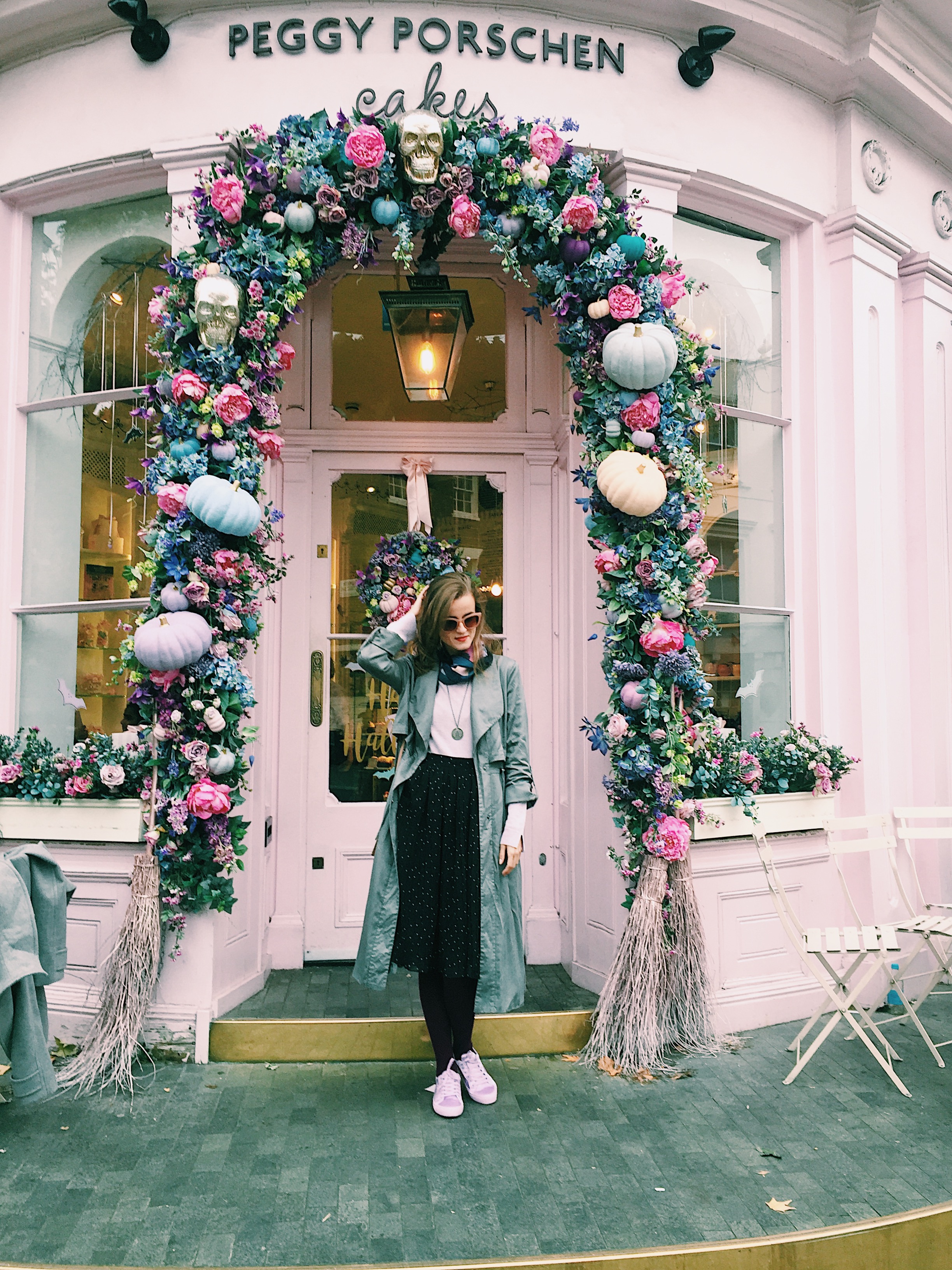 Autumn in London: rabbit holes and Chelsea pink – Kinky Potion Portion
